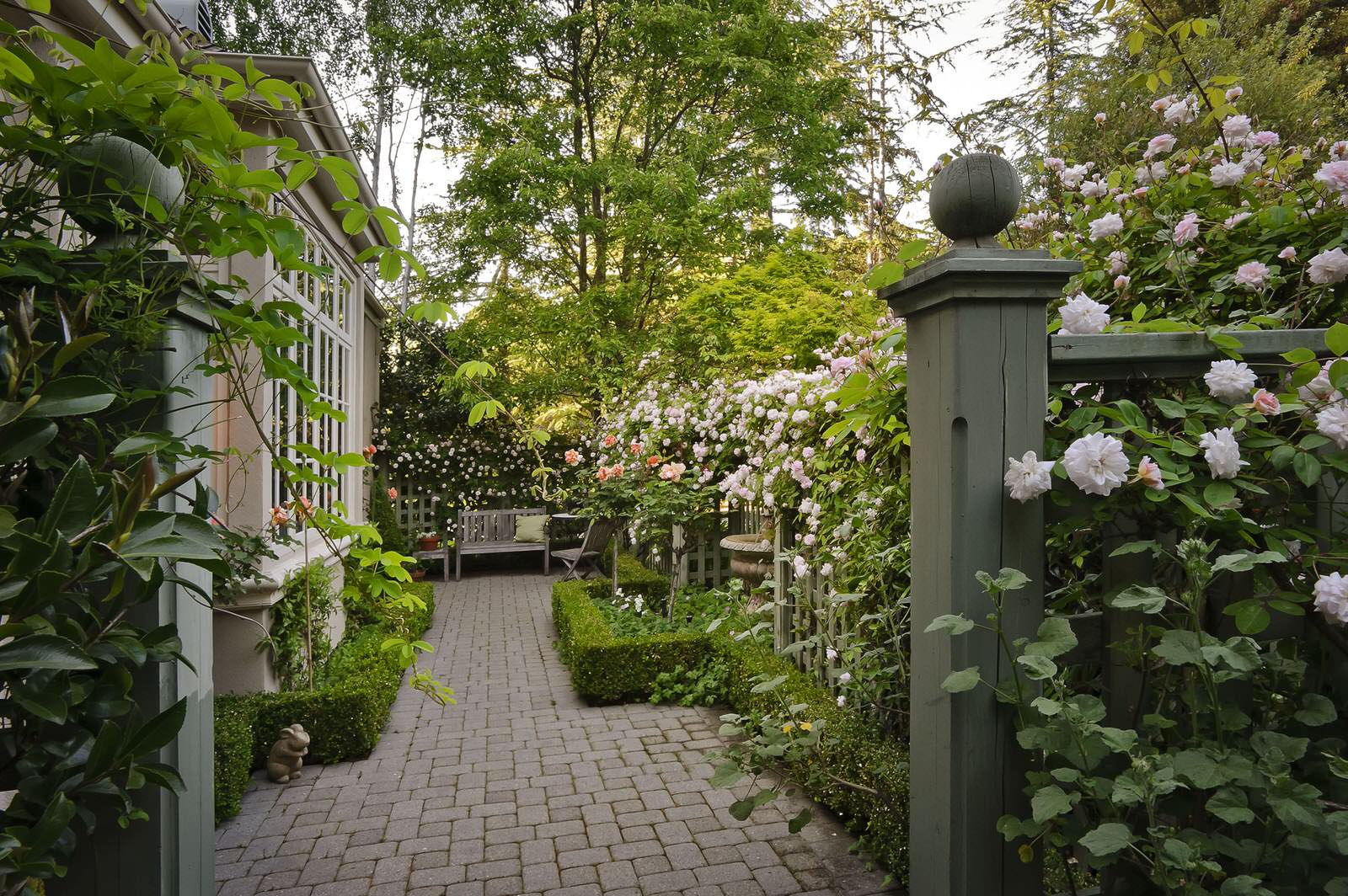 15+ Impressive Side Yard Landscaping Ideas You Have to See – AprylAnn